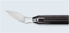 FEATHER® Blades | pfm medical UK Ltd.
